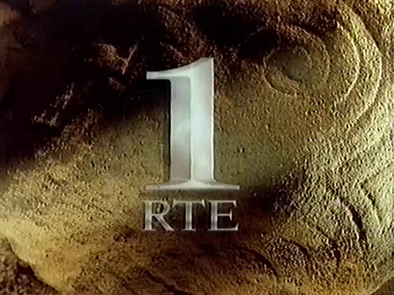 RTÉ One continuity (c. 1992) - Rewind