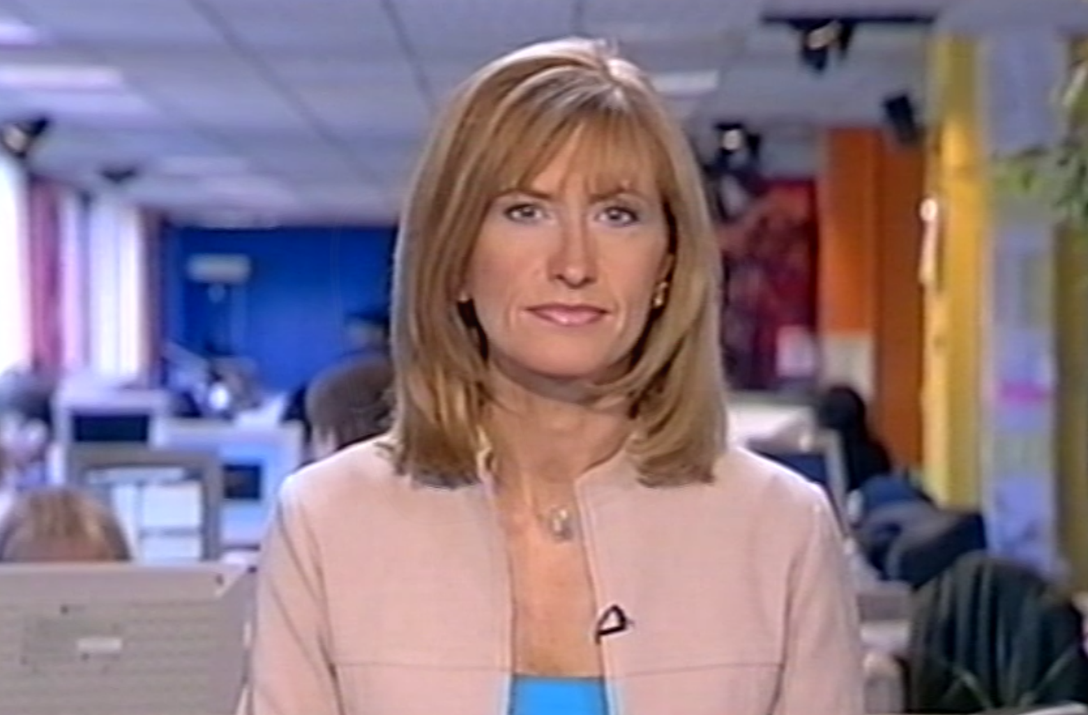 Holyrood Live closing, BBC Two Scotland continuity including service ...