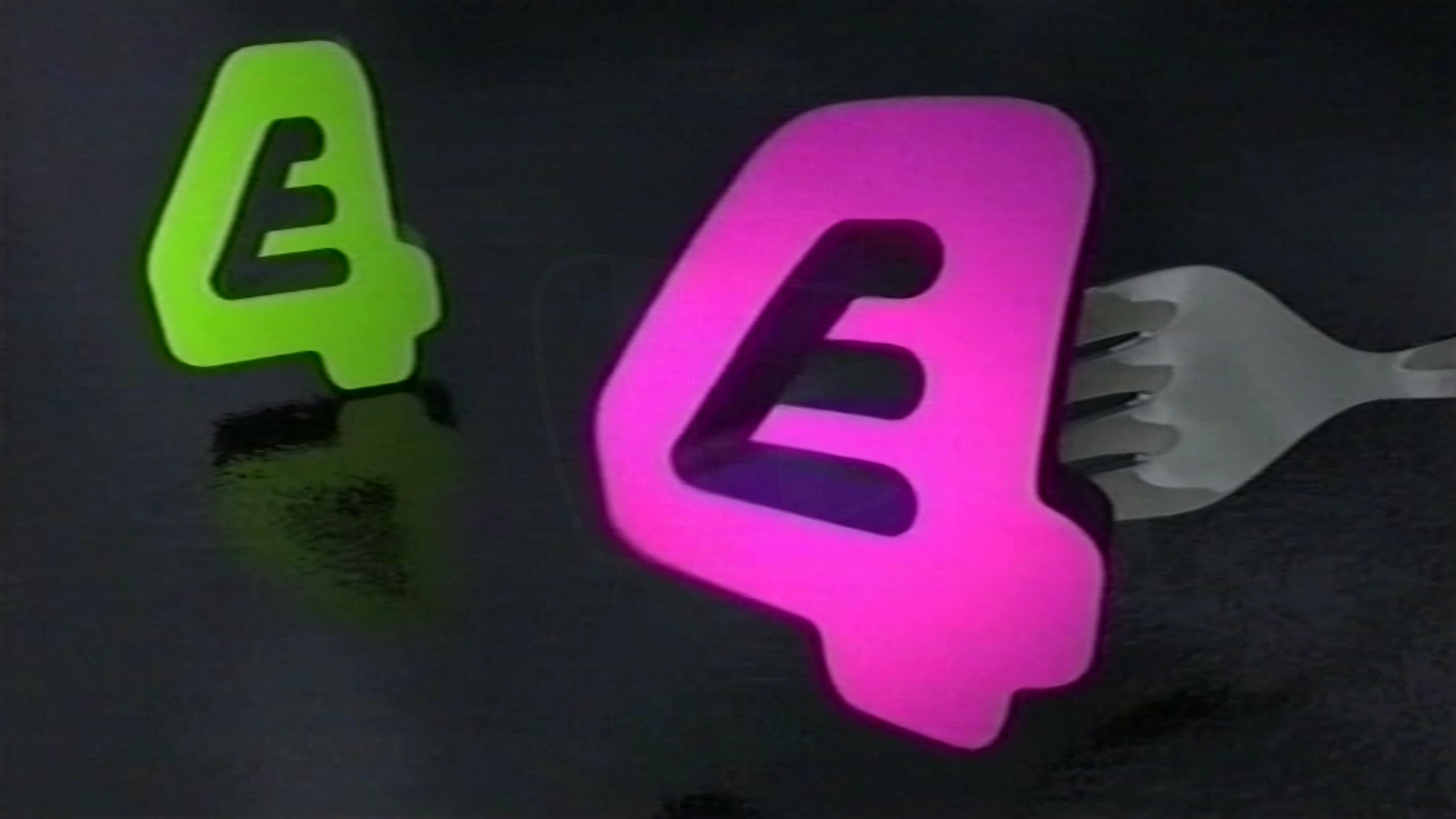 E4 continuity (3rd January 2002) - Rewind